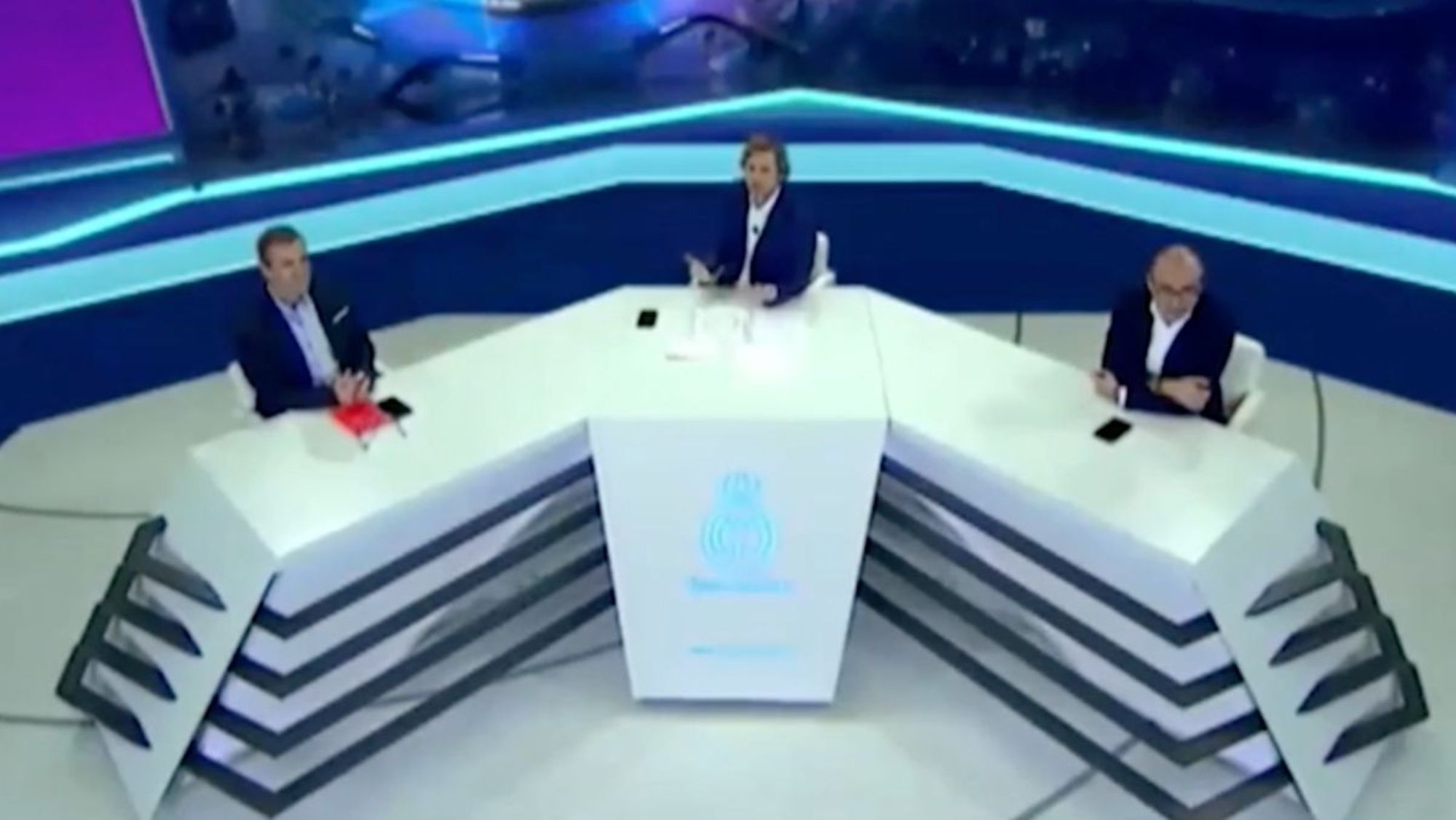 El periodista de RMTV que felicita al Barça con una foto viral ...