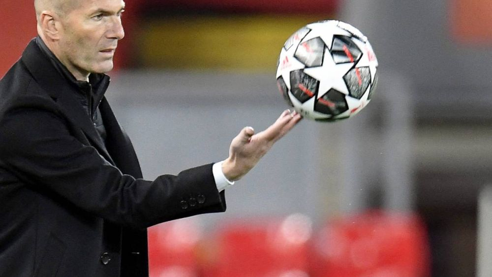 Zinedine Zidane vuelve a Valdebebas de la mano de su último negocio