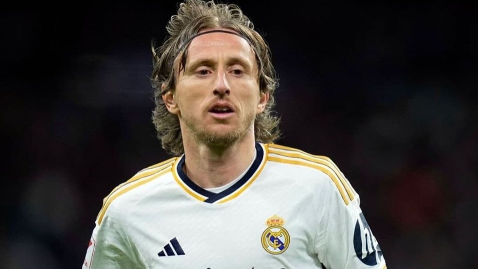 Modric tiene pie y medio fuera del Real Madrid: el único caso que ...