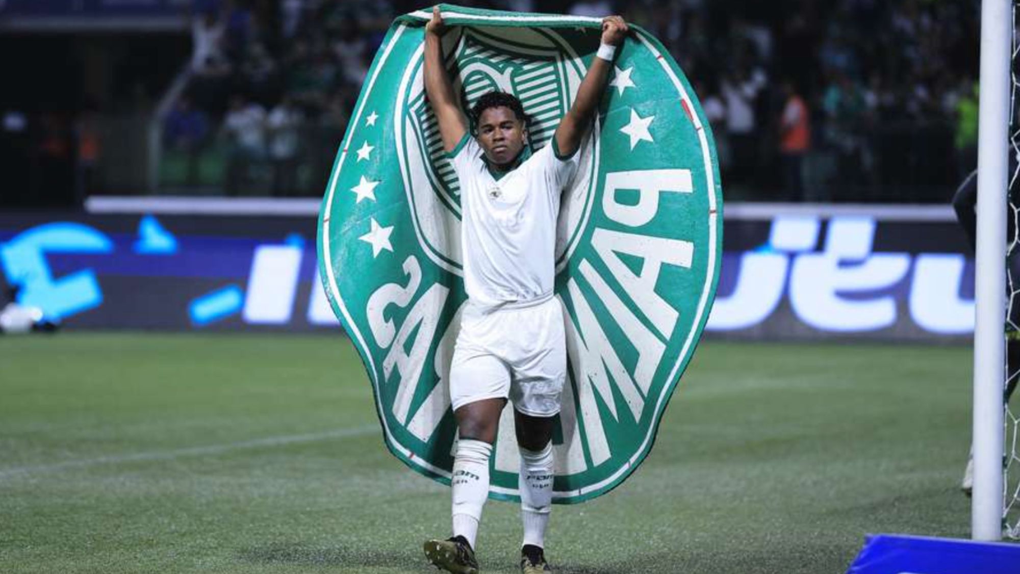 Endrick ya es una estrella, pero su entrenador le da un consejo antes ...