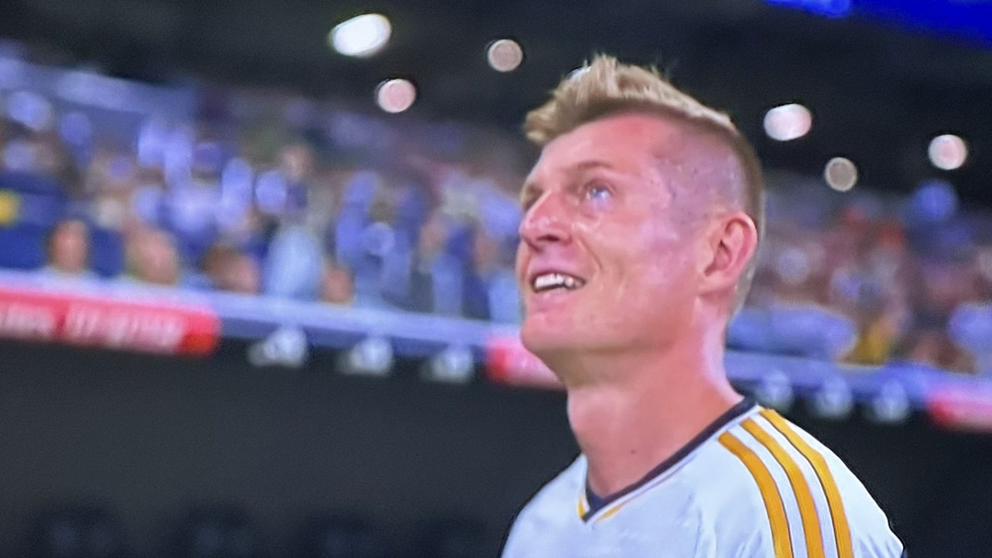 La reacción de Florentino tras la despedida de Kroos, una imagen ...