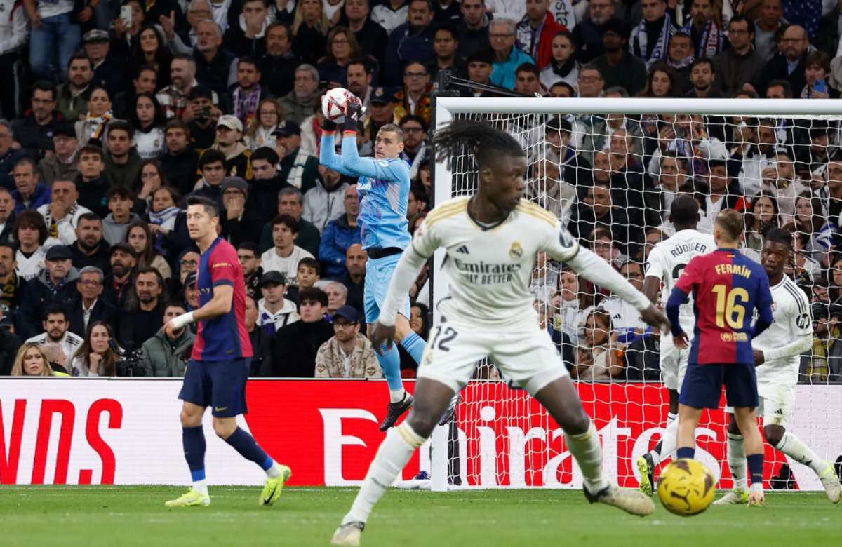 Camavinga rompe el silencio y es el primero que da la cara tras el Clásico: "Somos una f..."