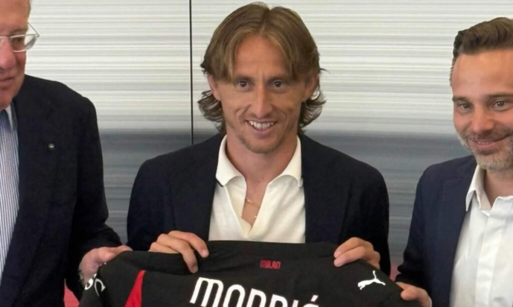 Luka Modric sorprende a la afición del Milan, el vídeo que rompe ...