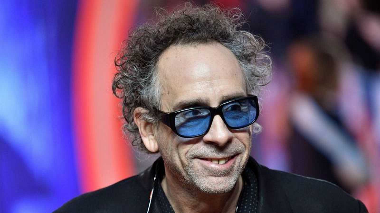 Así fue el paso de Tim Burton por el Santiago Bernabéu